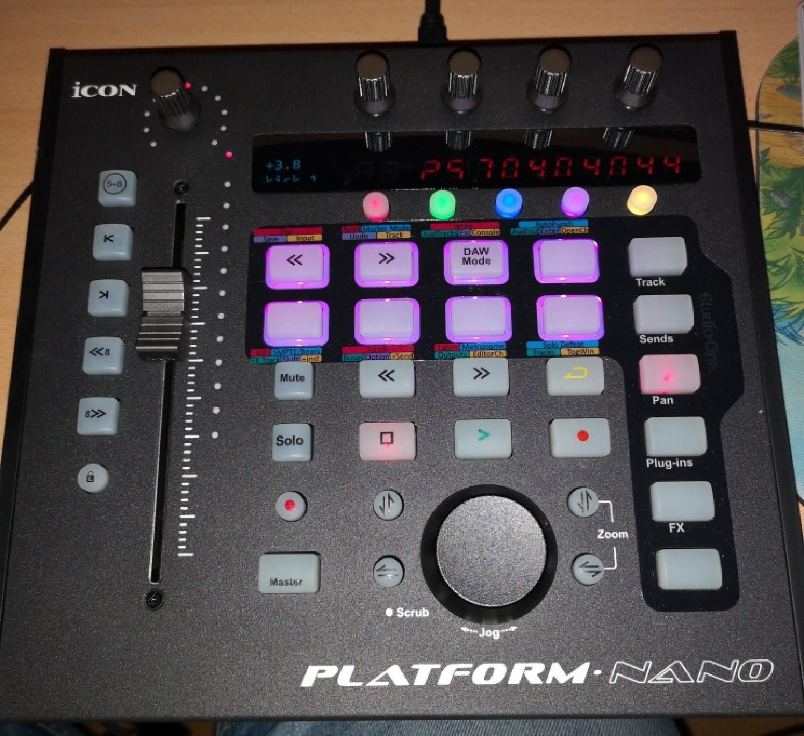 iCON PLATFORM NANO DAW MIDI control surface