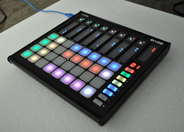 Livid instruments BASE kontroler