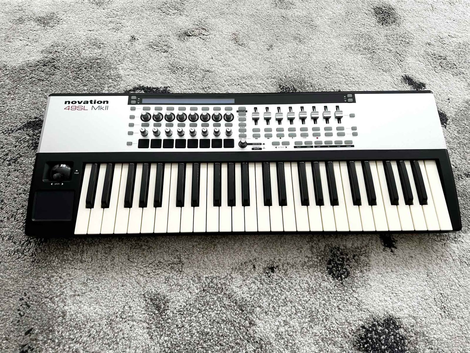 Novation ReMOTE 49 SL MKII MIDI Controller