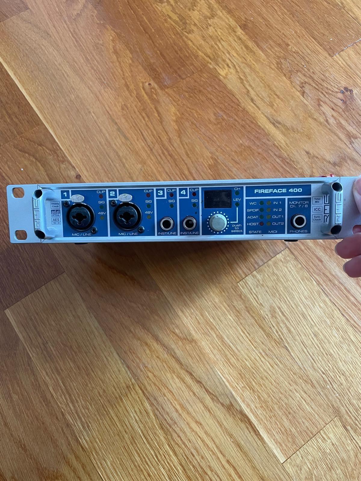RME Fireface 400 zvučna kartica