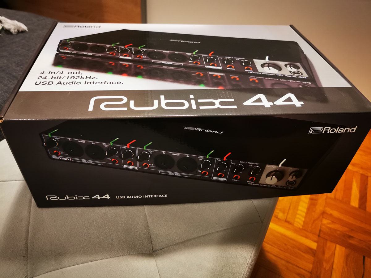 Roland Rubix 44 kao nov