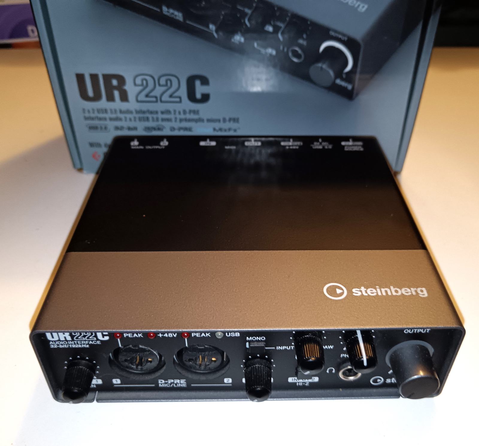 Steinberg UR22C
