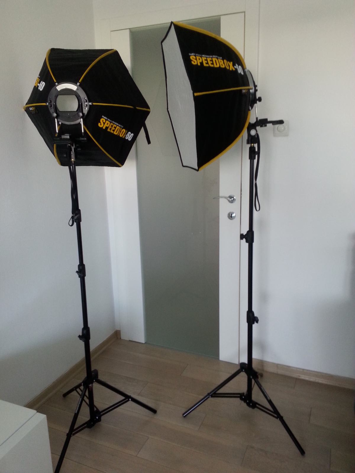 SMDV Speedbox Diffuser 60 - softbox & Manfrotto 1051BAC