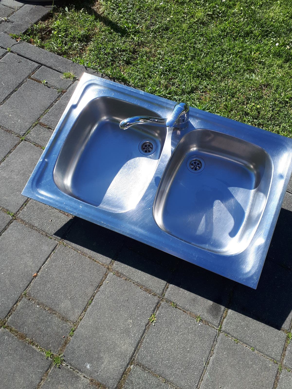 Sudoper inox i slavina