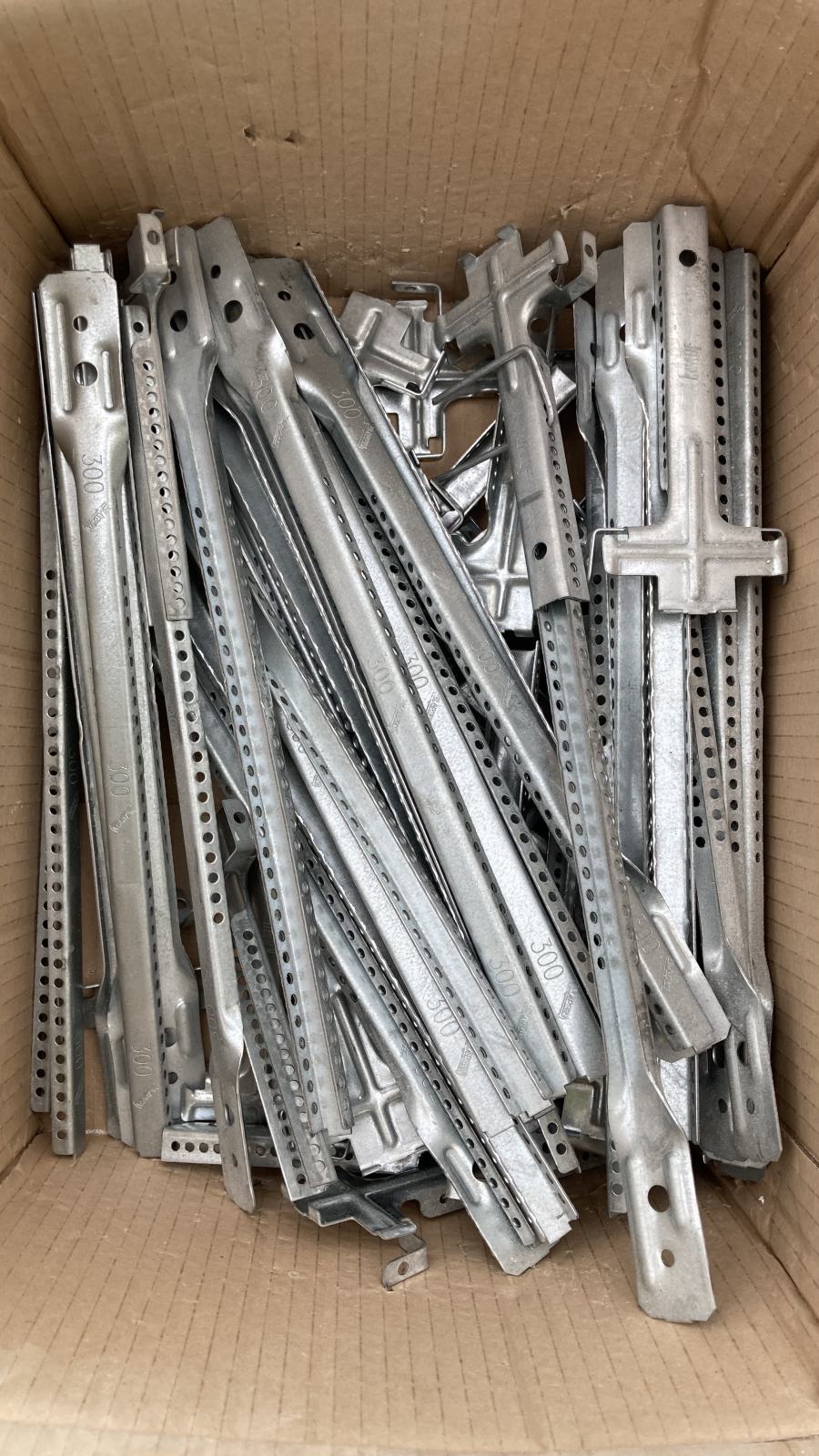 Knauf Nonius nosači, gornji, donji i osigurači, 33 komada