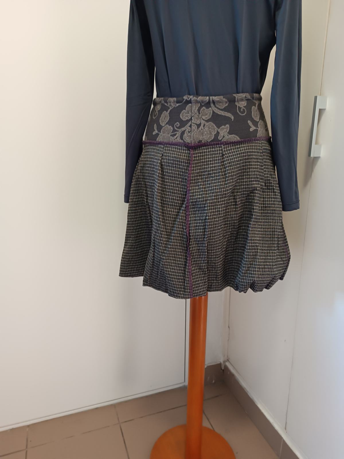 INDIGO DIZAJNERSKA SUKNJA 38/40