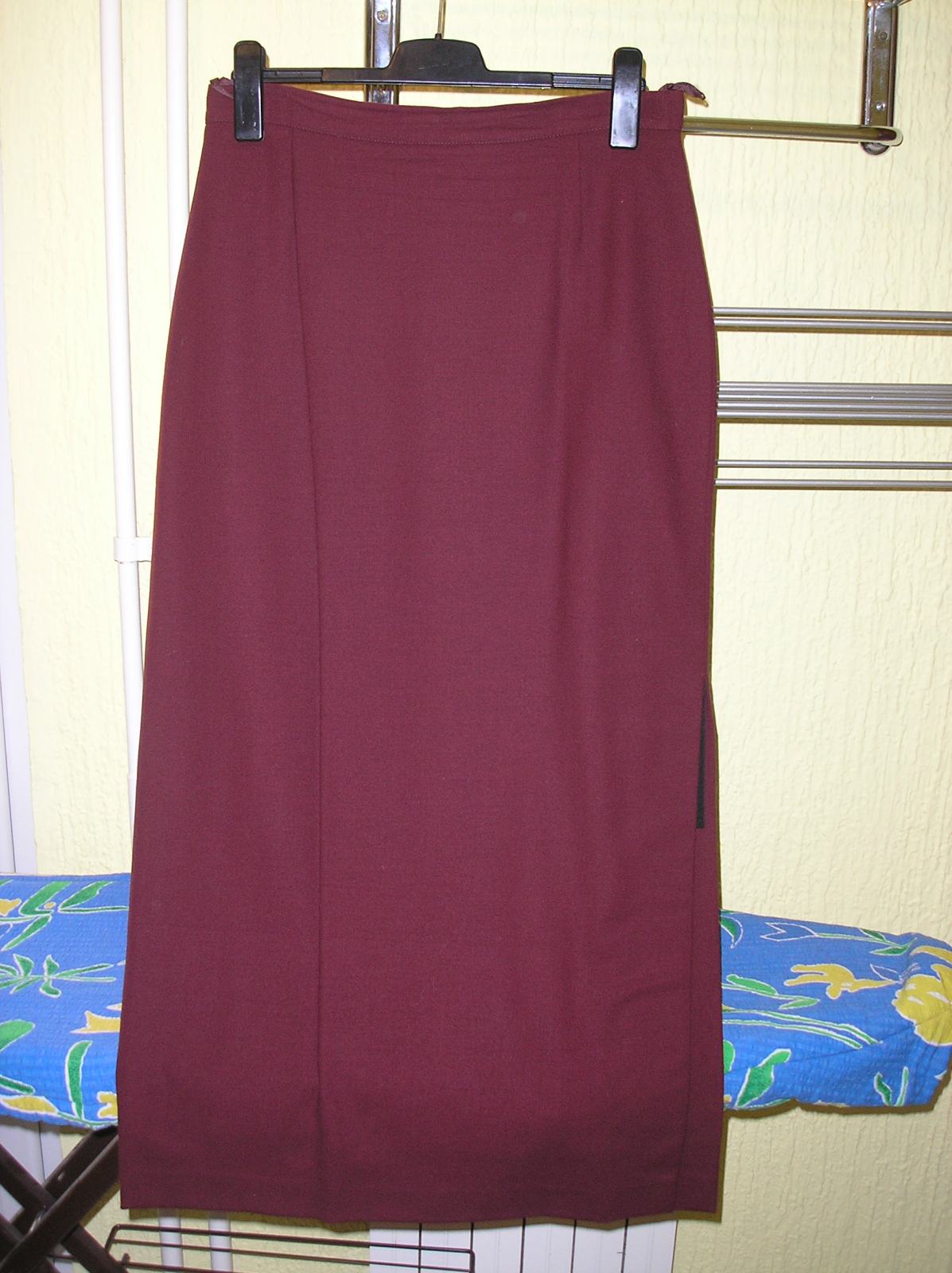 Ženska suknja Edora Varteks, broj 42