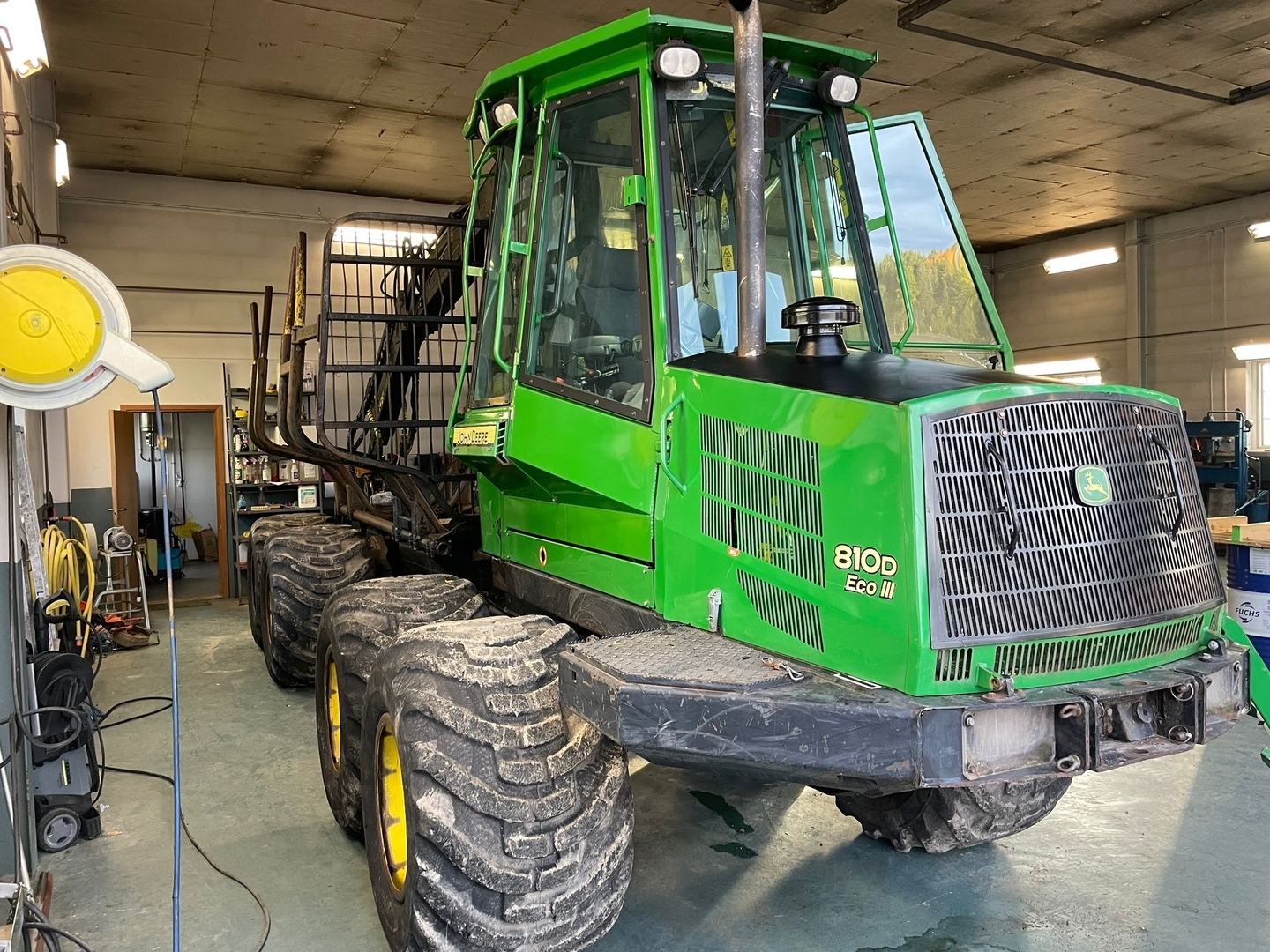 Forwarder John Deere 810D