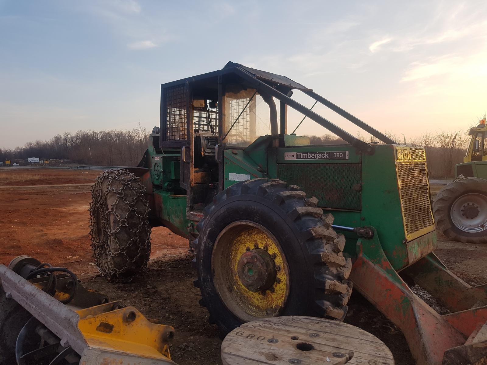 SKIDER TIMBERJACK 380