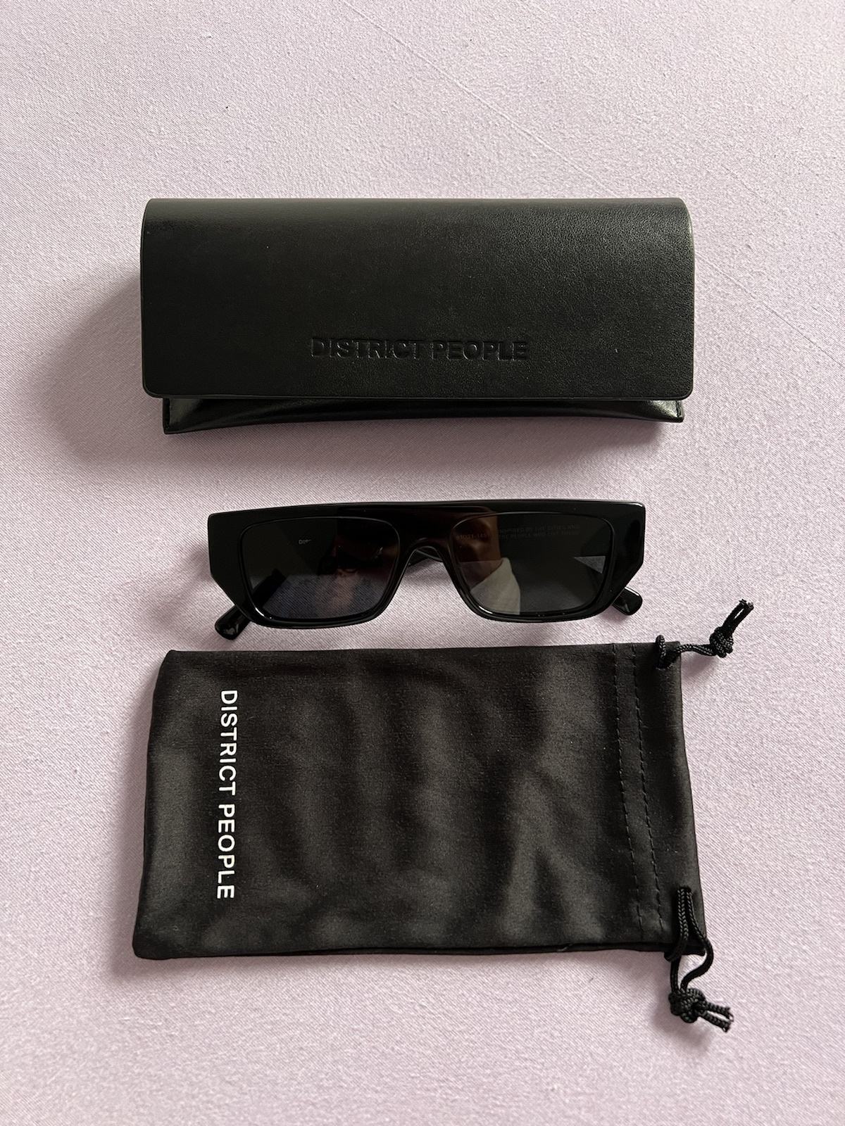 District People sunčane naočale