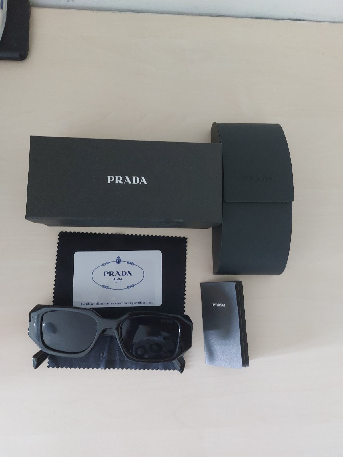 Prada sunčane naočale