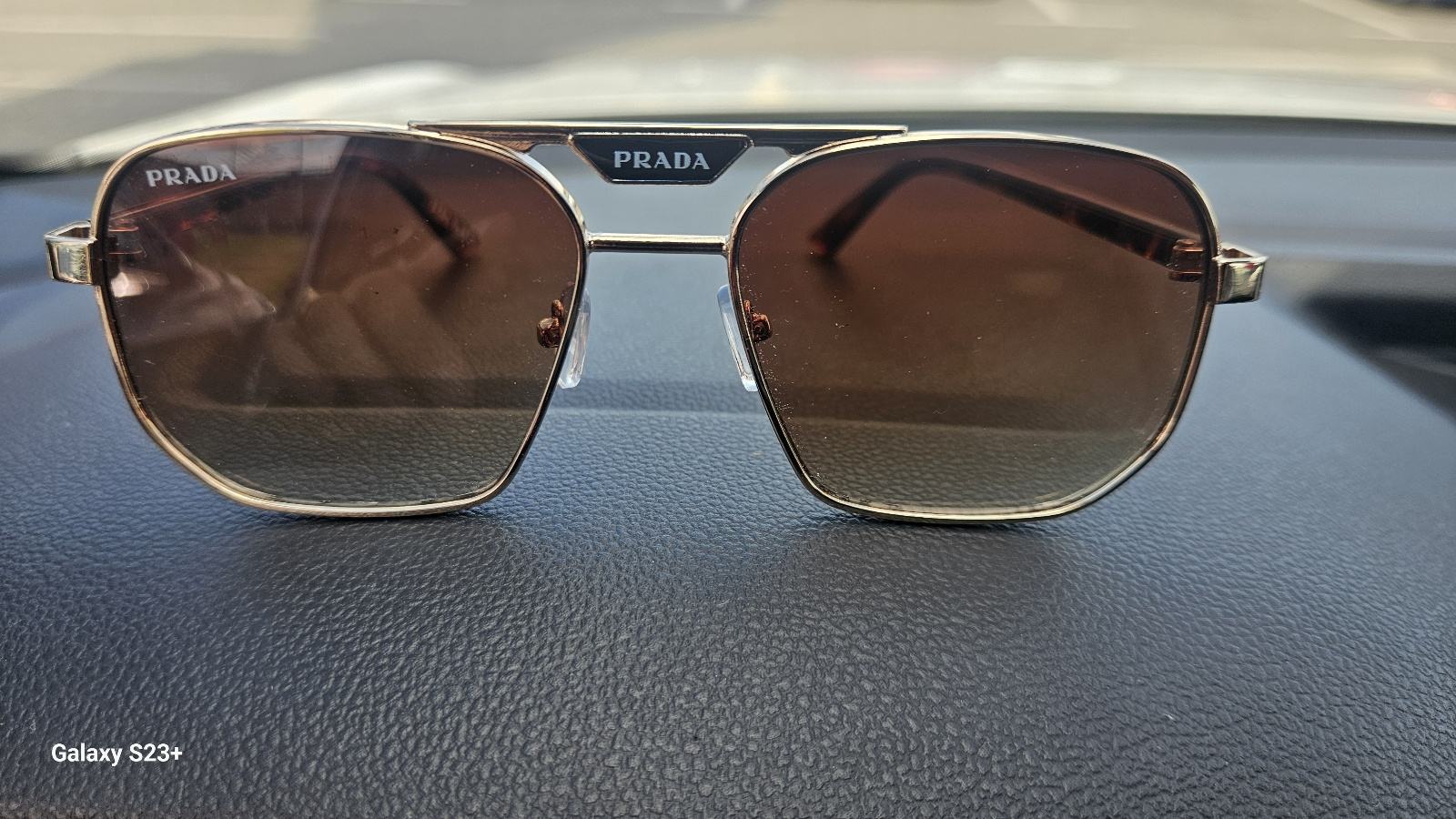 PRADA ŽENSKE SUNČANE NAOČA