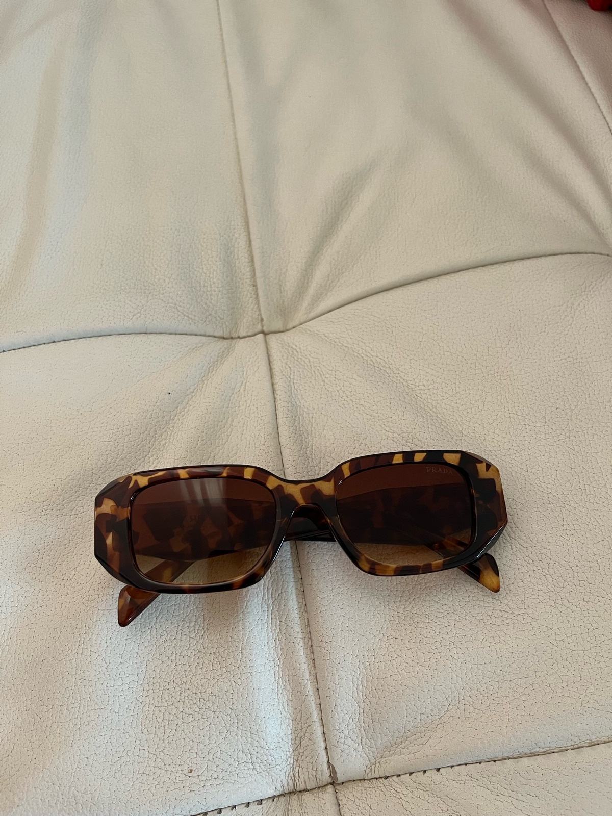 PRADA zenske suncane naocale novi model