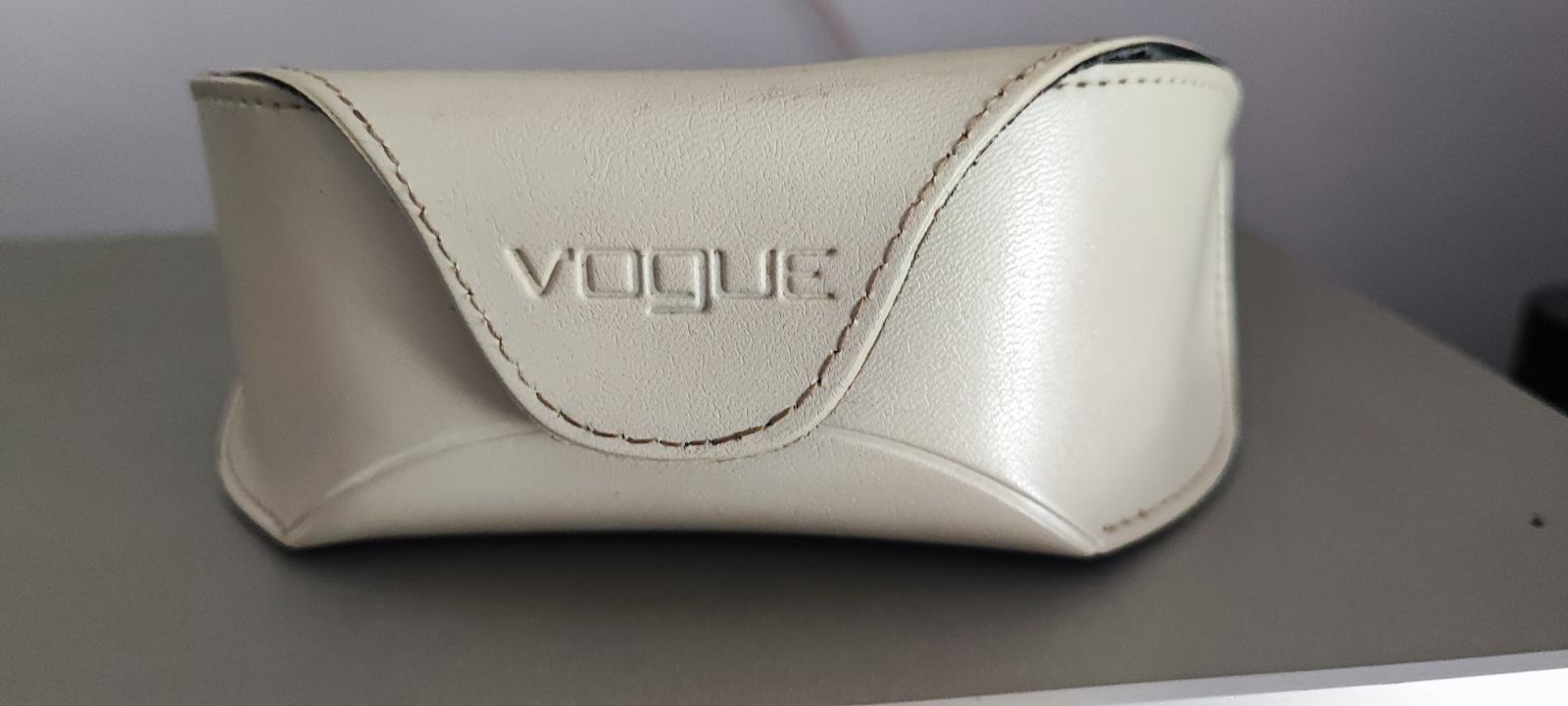 Vogue smeđe sunčane naočale