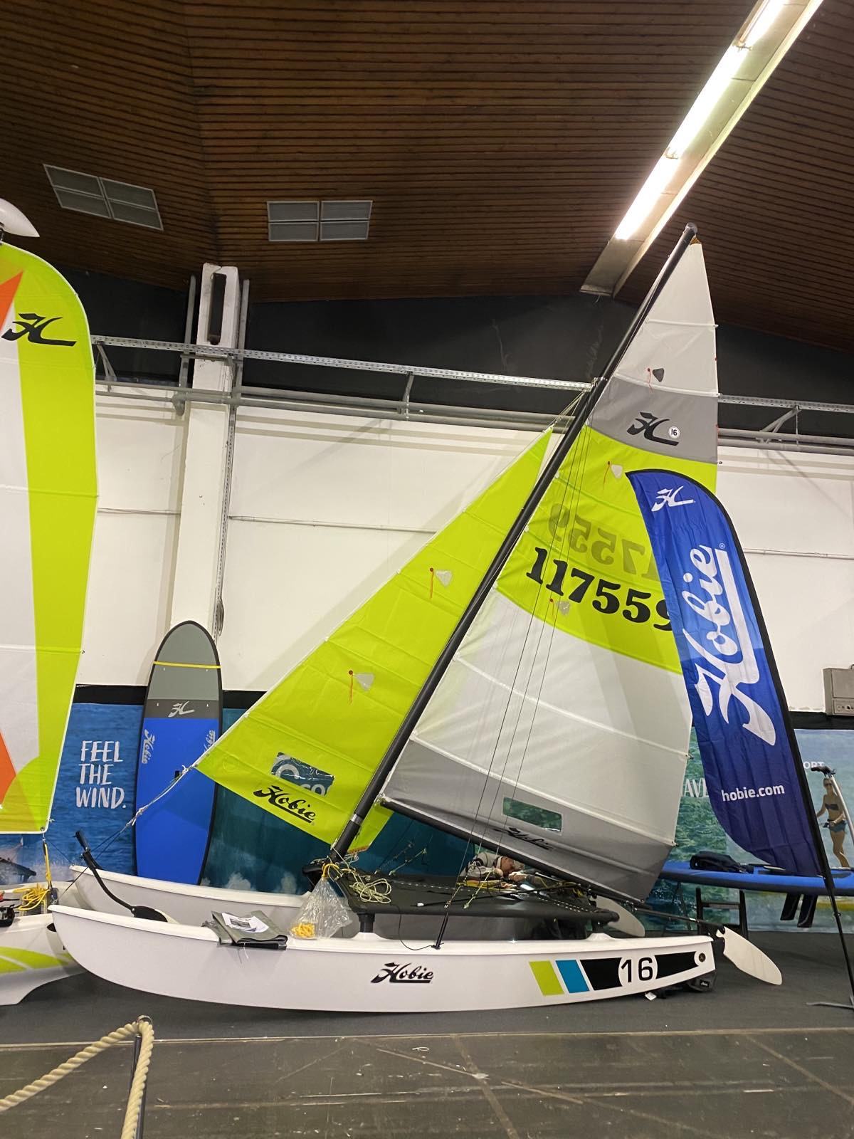 HITNO - PRILIKA - Hobie 16 katamaran