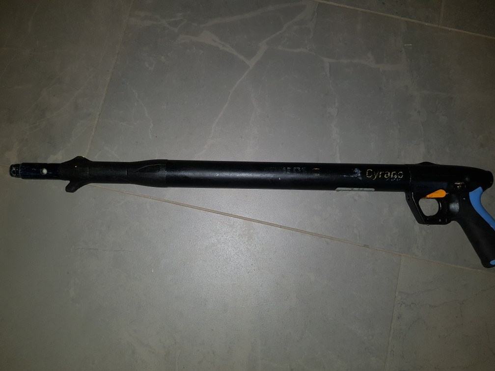 Podvodna puska Mares Cyrano 700