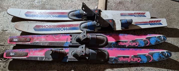 Skije za skijanje na vodi