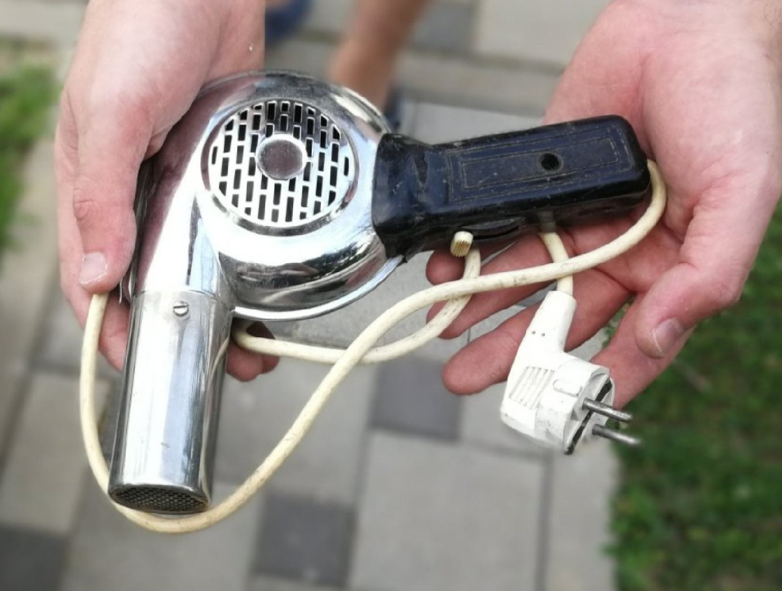 Retro talijanski fen za kosu