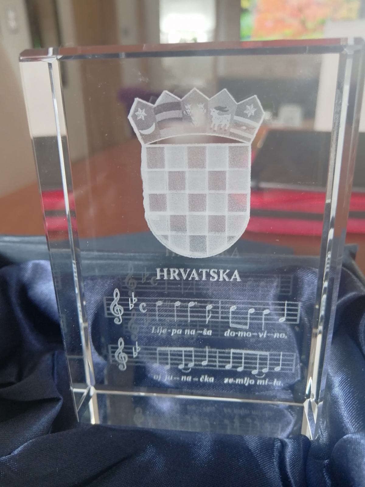 3D Hrvatski grb u kristalu