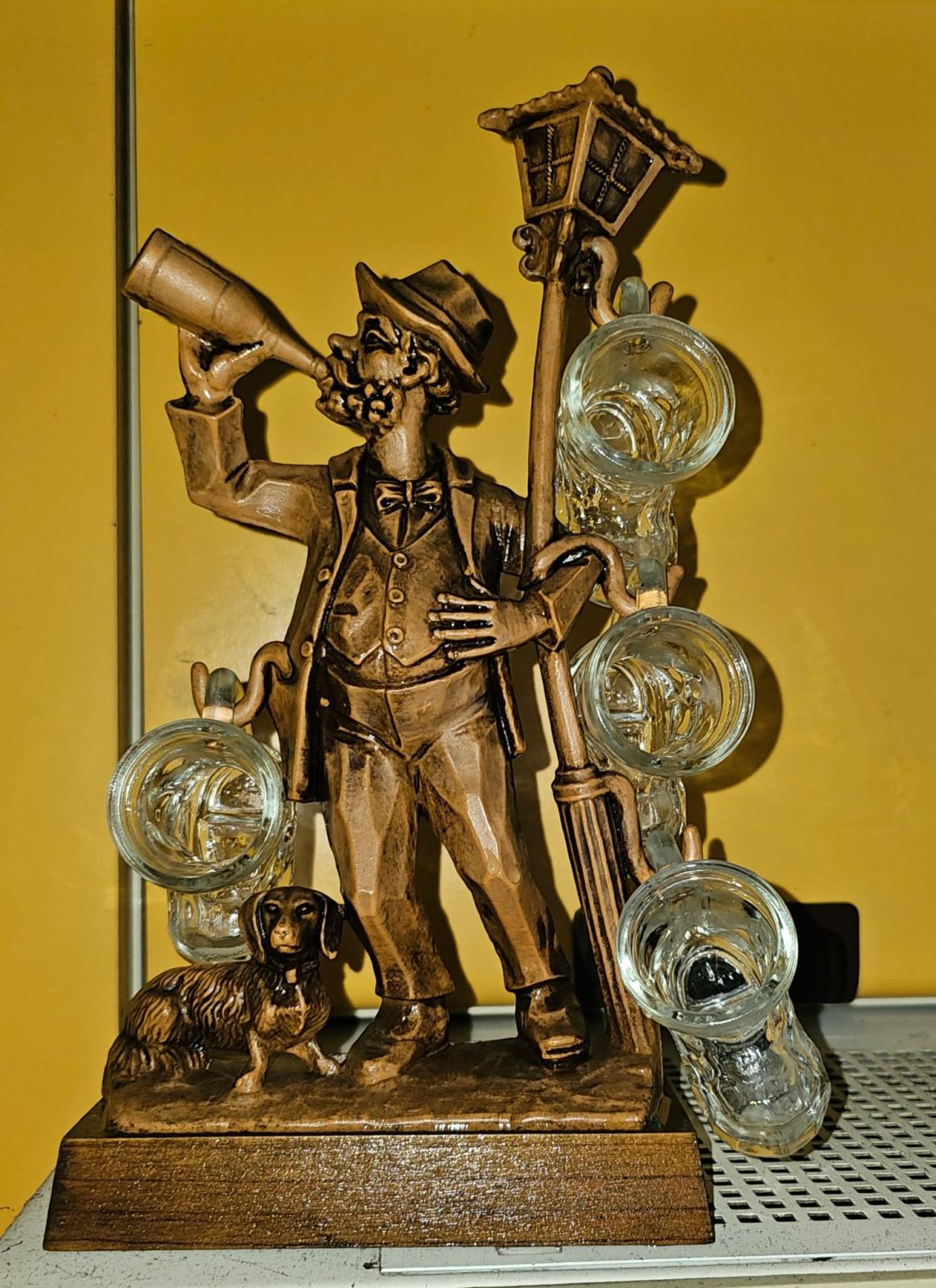 PIJANAC I PAS-VINTAGE