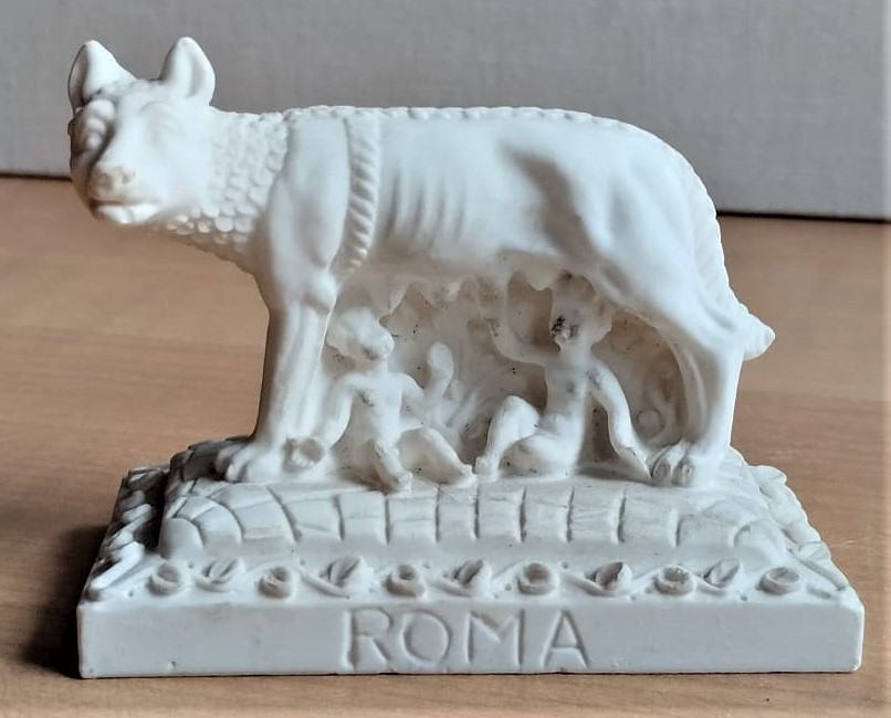 Romul i Rem - suvenir figura u kamenu