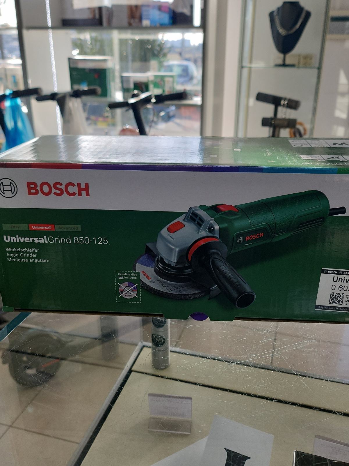 BOSCH UNIVERSAL GRIND 850-125