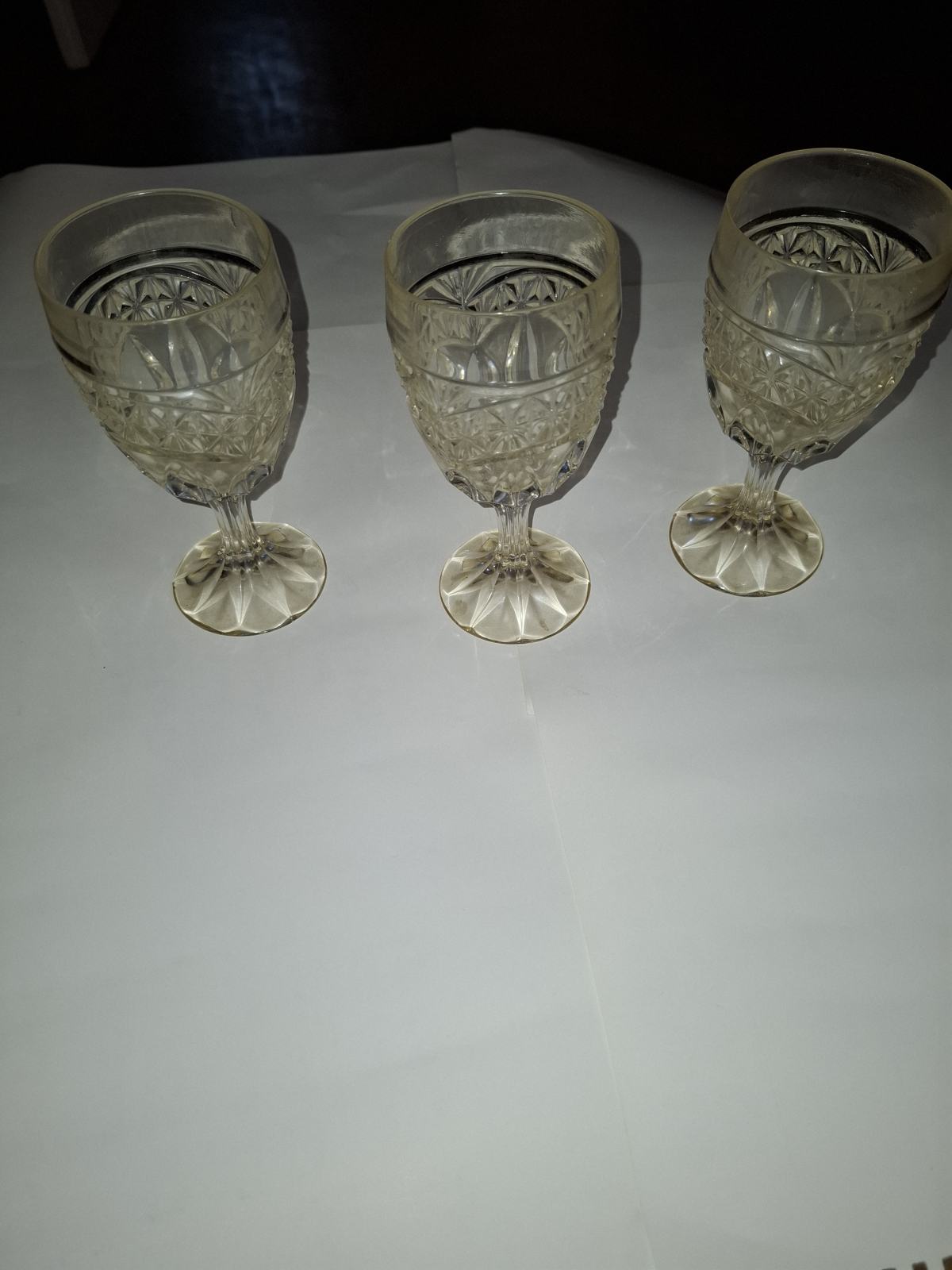 Čaše kristalne kom=03 prodajem zajedno euro =10