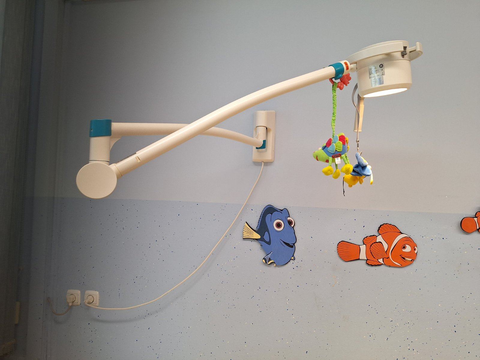 Dr Mach - Mach120F pregledna lampa Zidna