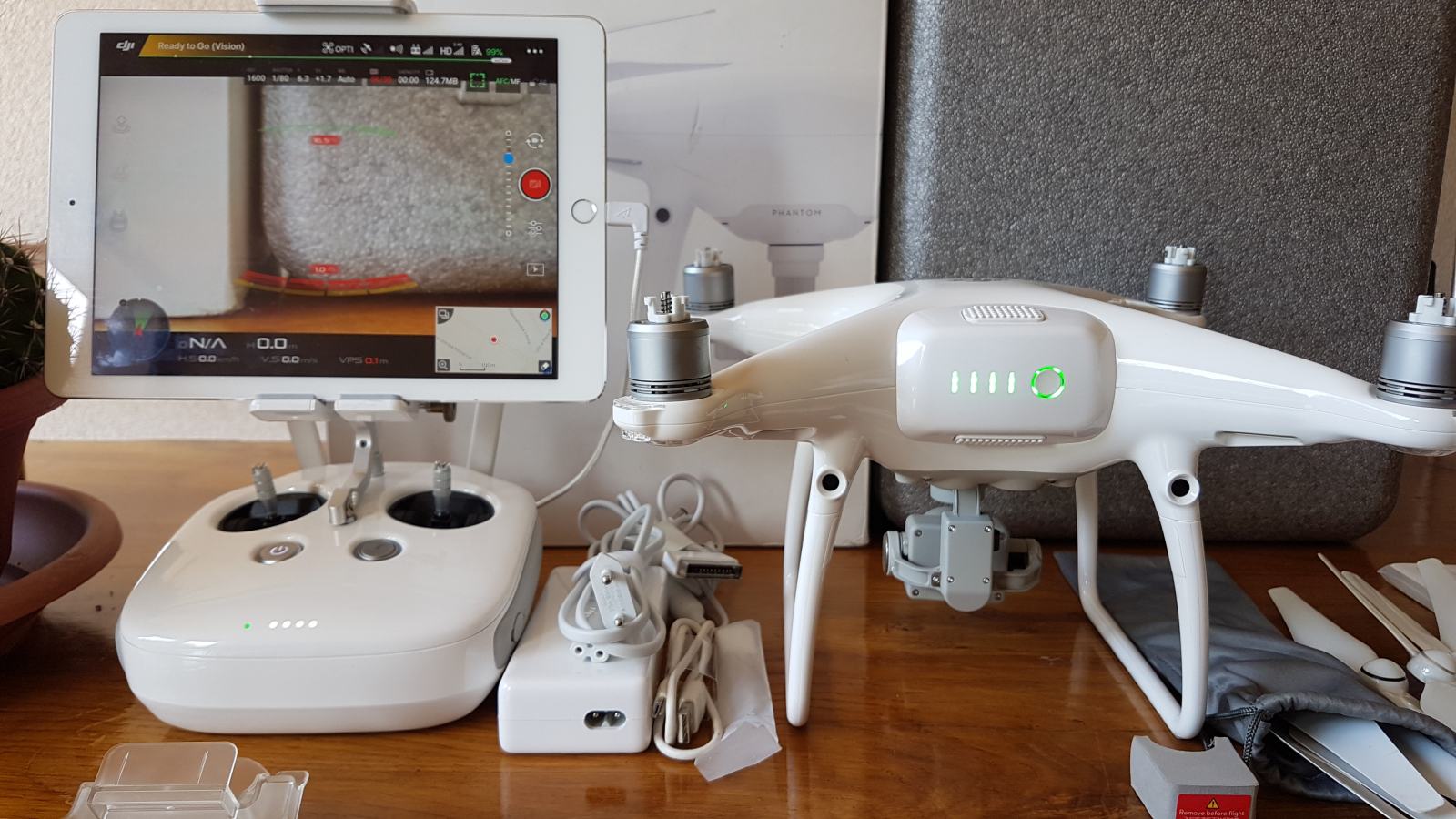 DRON DJI PHANTOM 4 PRO