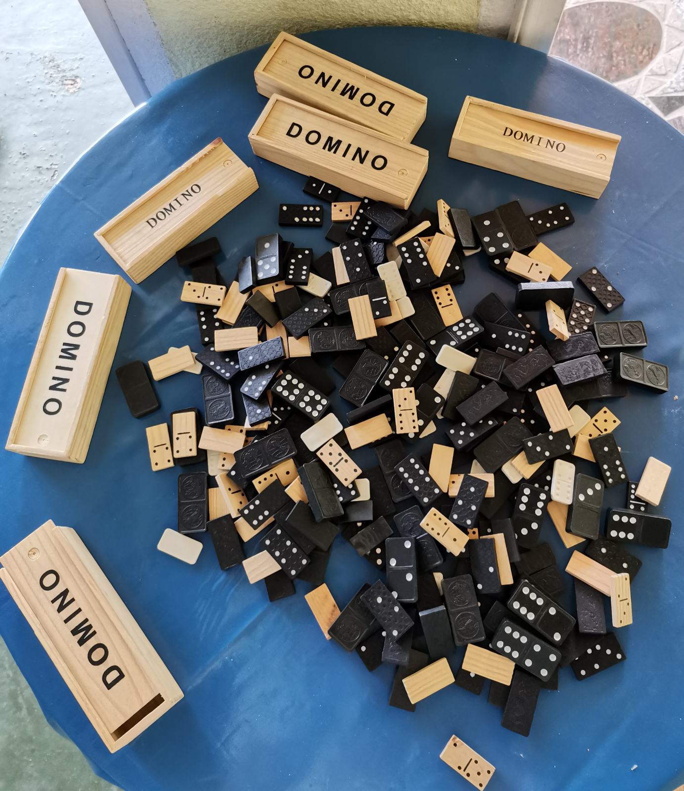 DRUŠTVENA IGRA DOMINE-LOT