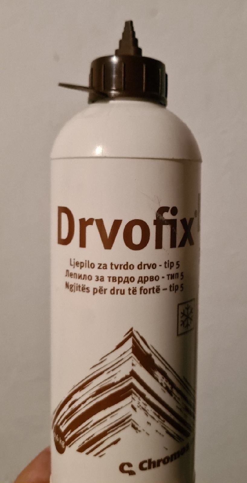 Drvofix ljepilo za drvo 0.6 kg imam samo 1 komad