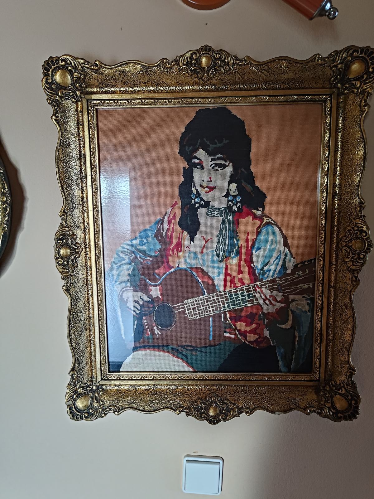 Goblen Ciganka s gitarom