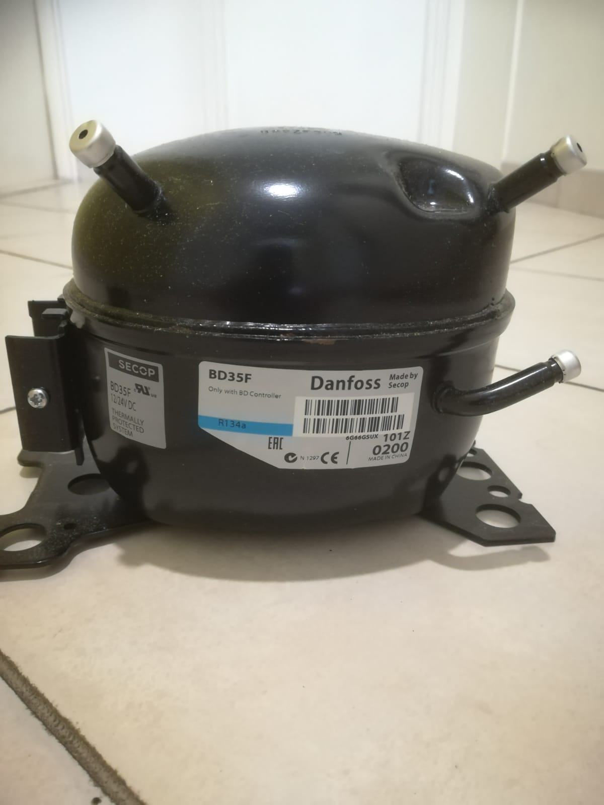 Kompresor danfoss bd35f 12/24V DC r134a