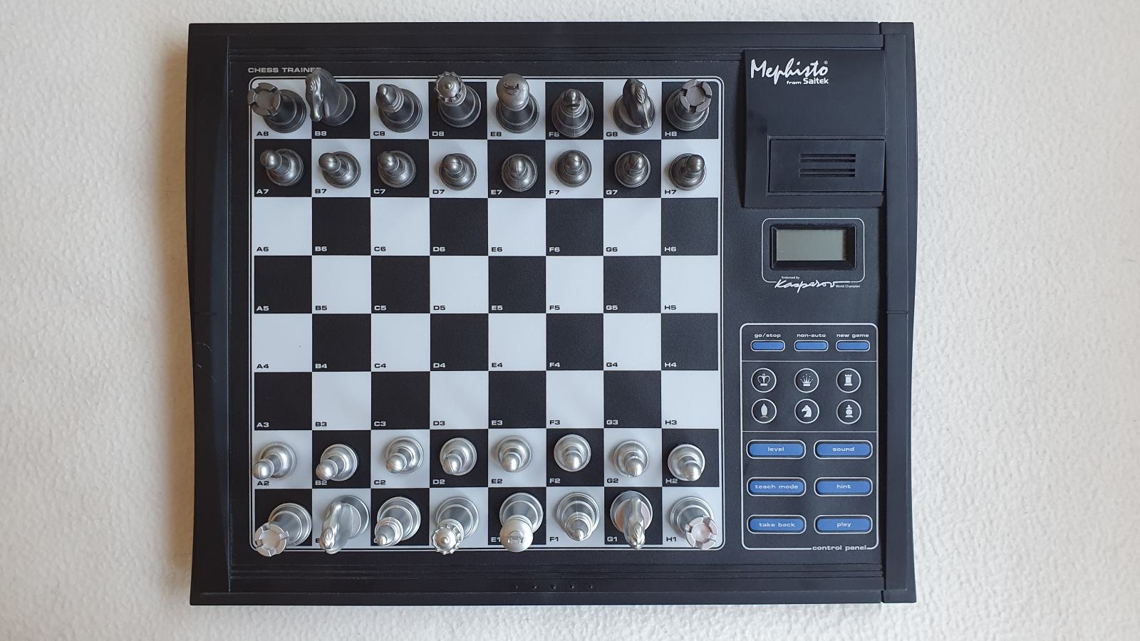 Mephisto Saitek Chess Trainer - Šahovsko računalo
