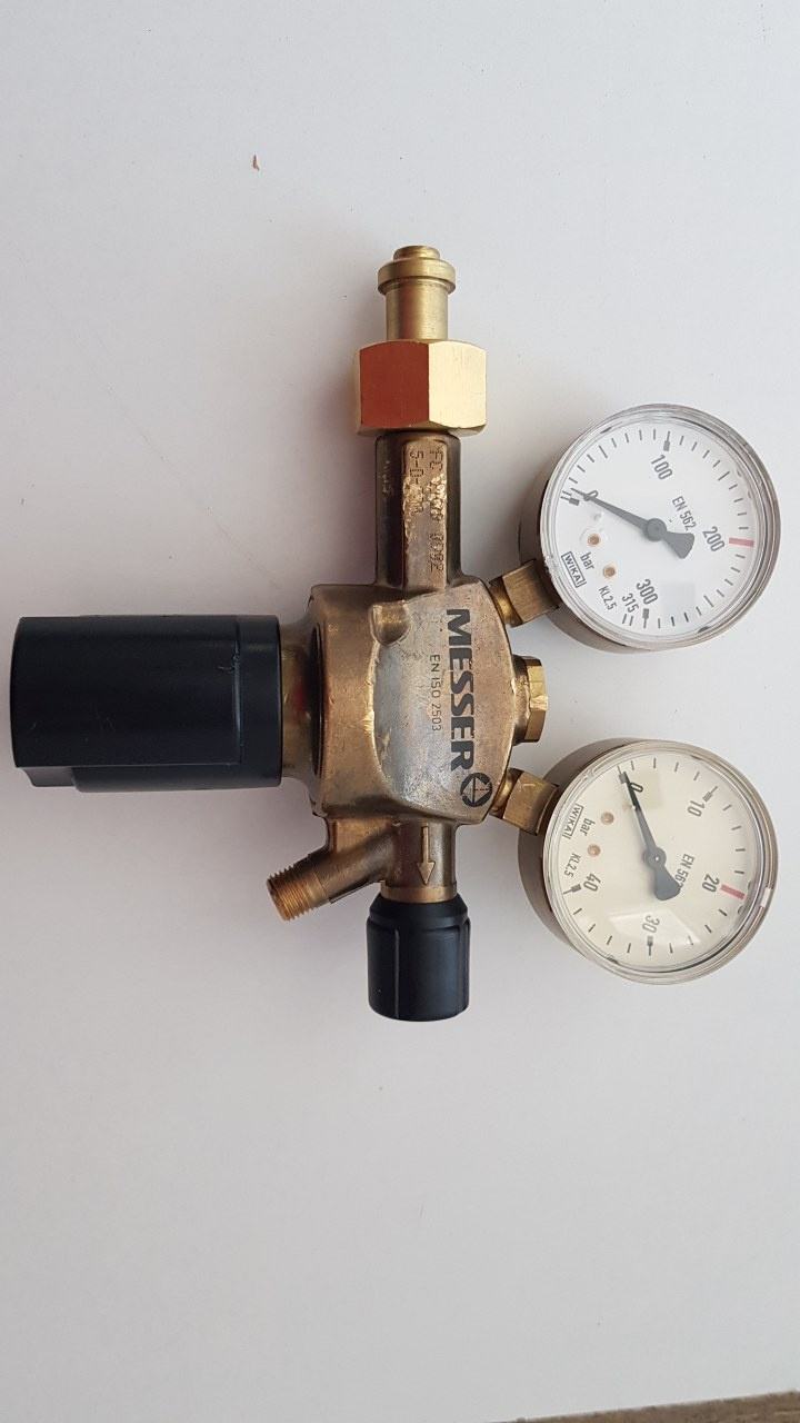 Messer regulator tlaka za Dušik N2, 0-20Bara