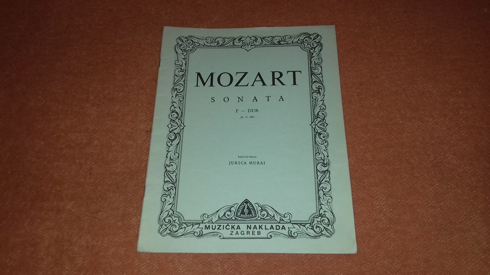 Note za klavir: Mozart, sonata f-dur - 1981. godina