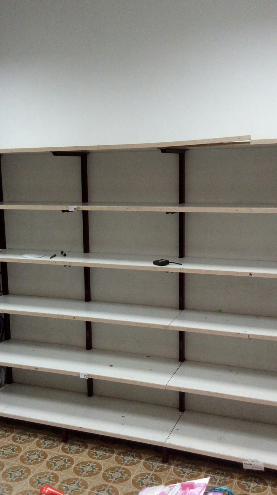 Polica za garazu, podrum, konobu