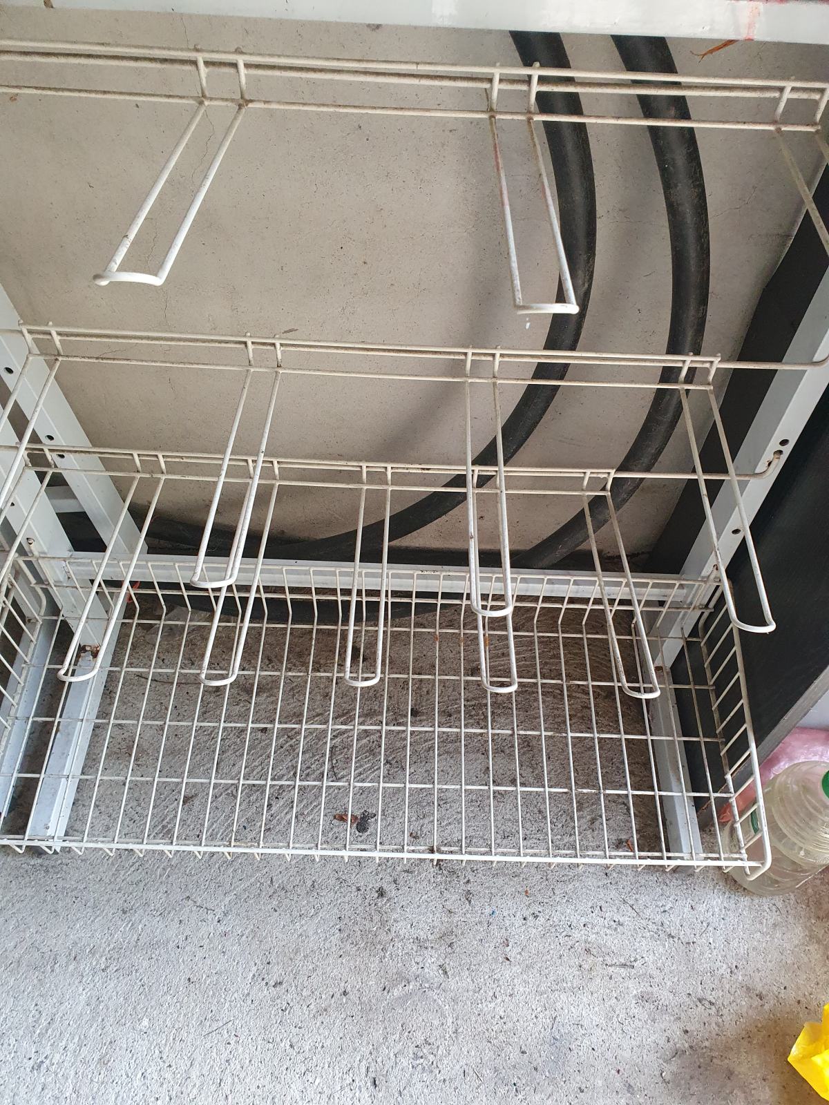 POLICE metalne za odlaganje alata i slično