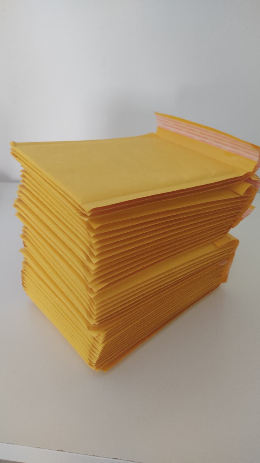 Postarski paketi za slanje 37 komada samo 20 eura