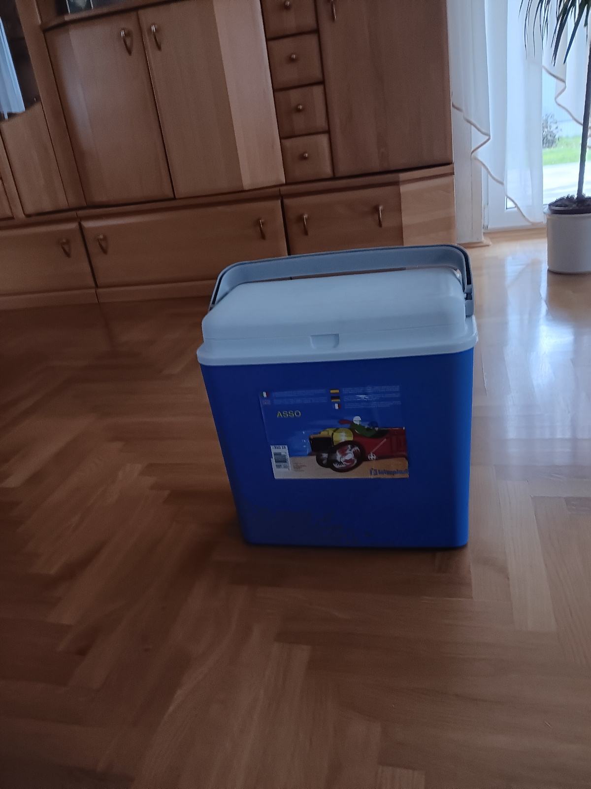 Prijenosni hladnjak za auto plažu