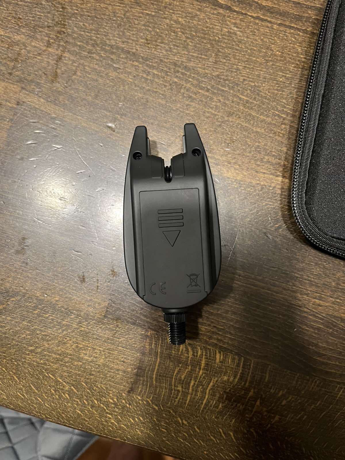 Prodajem prologic signalizatore + rod pod