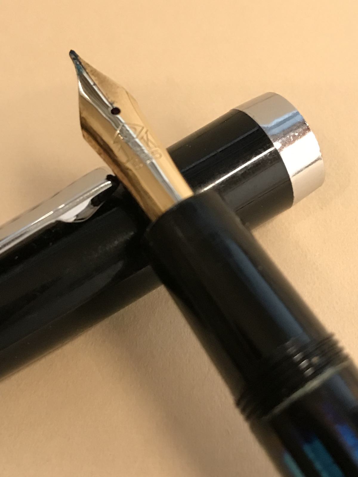 Senator nalivpero 14K 585 Zlatno pero