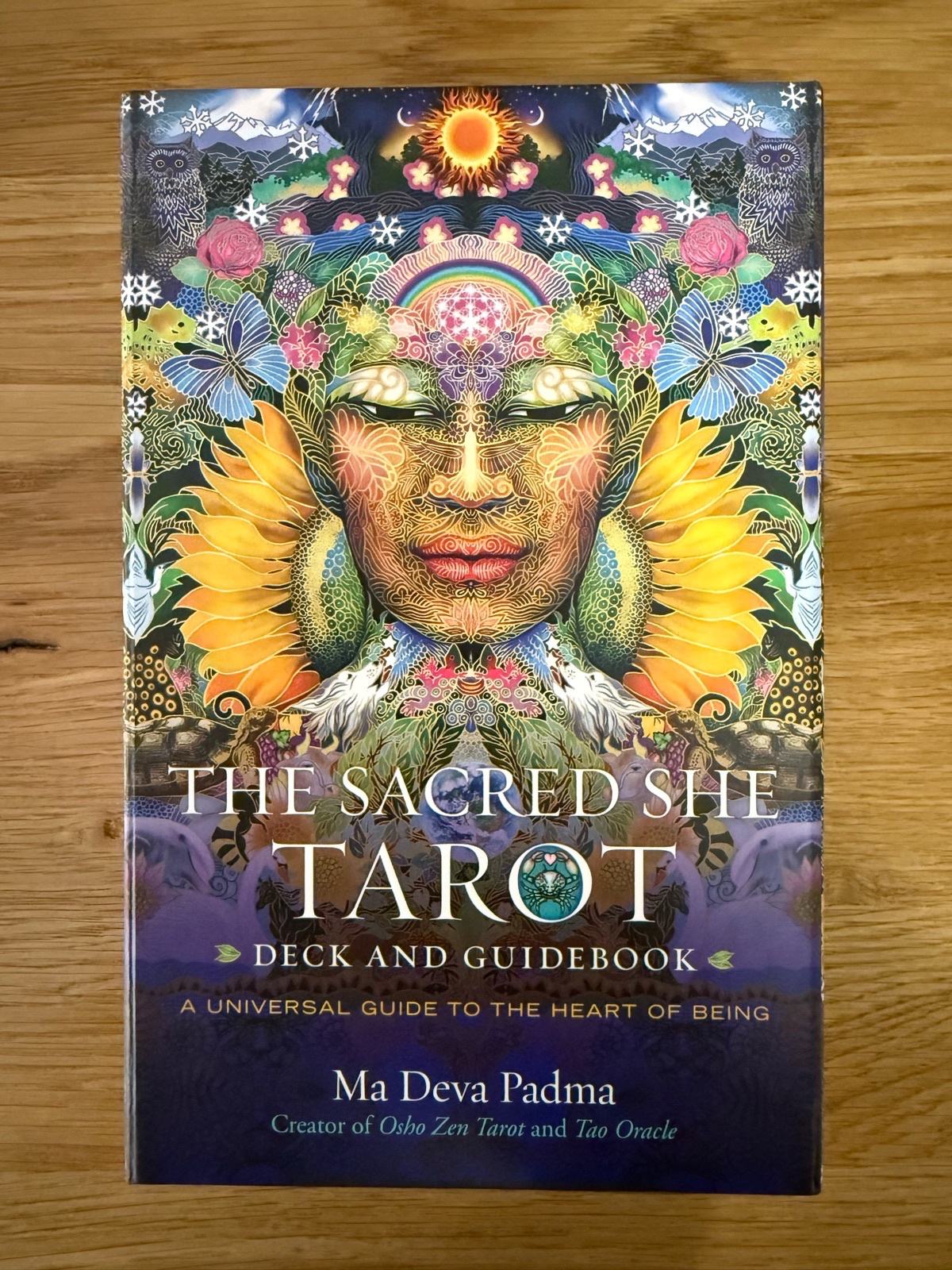 Tarot karte: The Sacred She Tarot