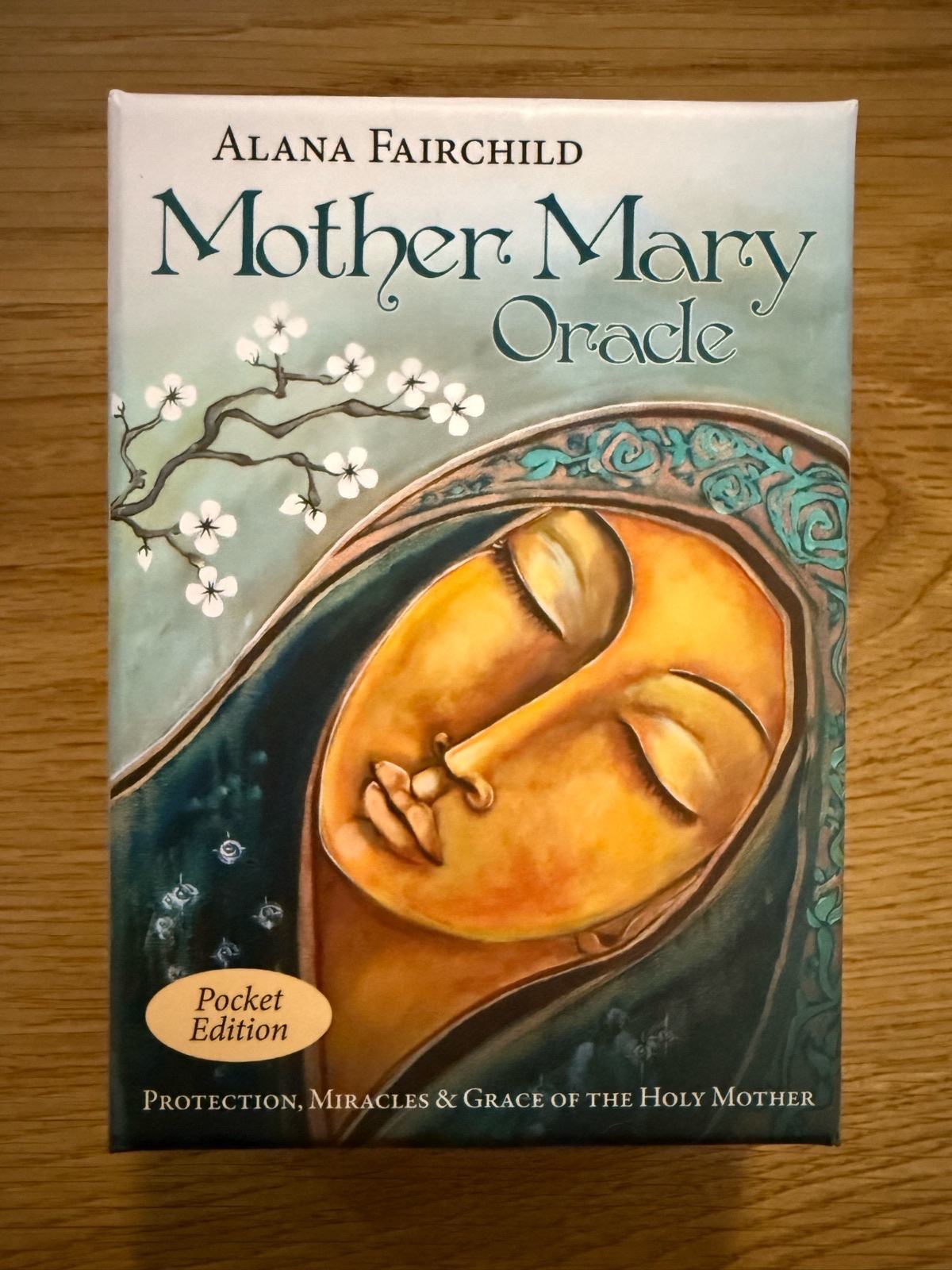 Tarot: Mother Mary Oracle - Pocket edition
