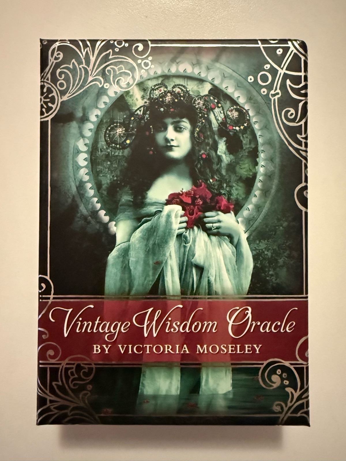 Tarot/Oracle karte: Vintage Wisdom Oracle