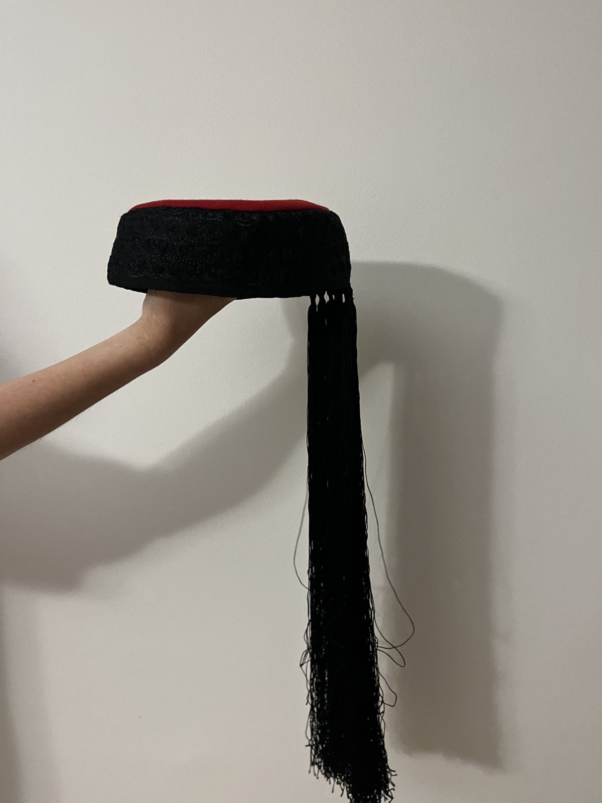 Tradicionalna licka kapa i torba