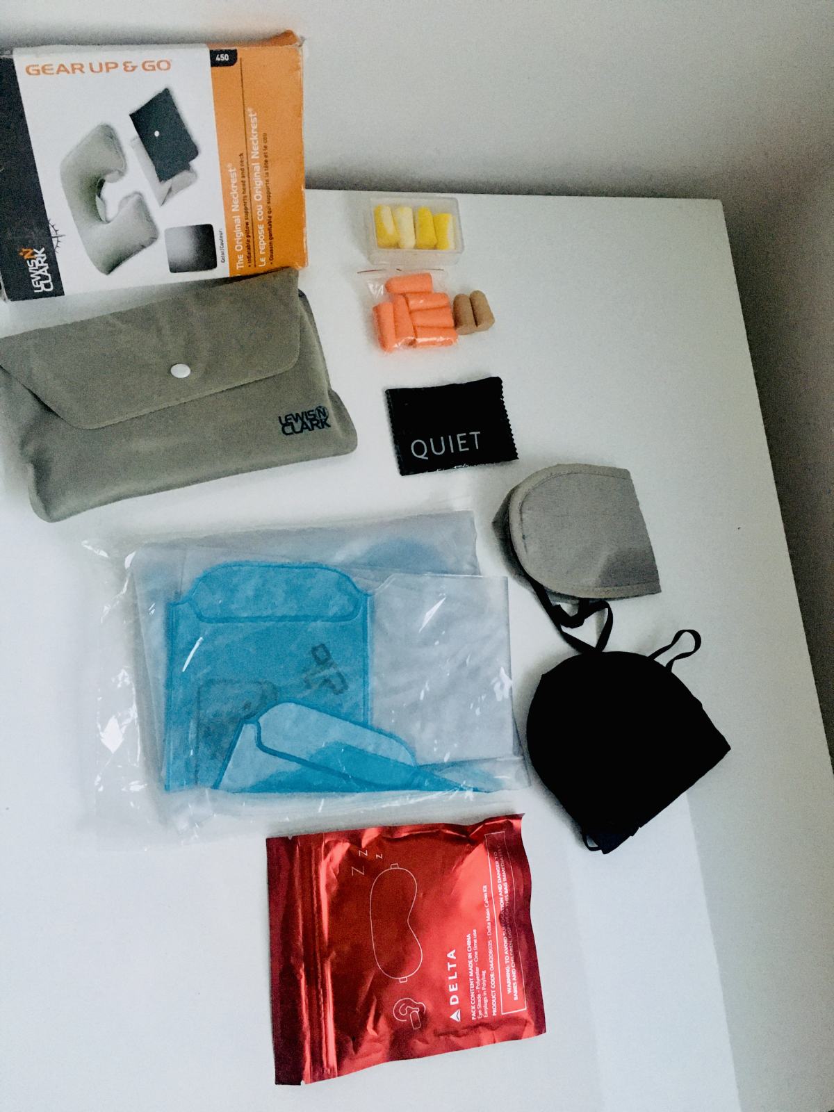 TRAVEL COMBO, PUTNI SET