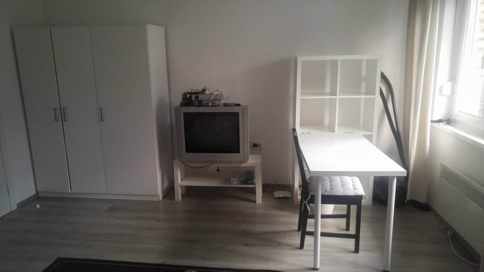 TRAŽIM CIMERICU ZA STAN NA TRSATU!! RIJEKA