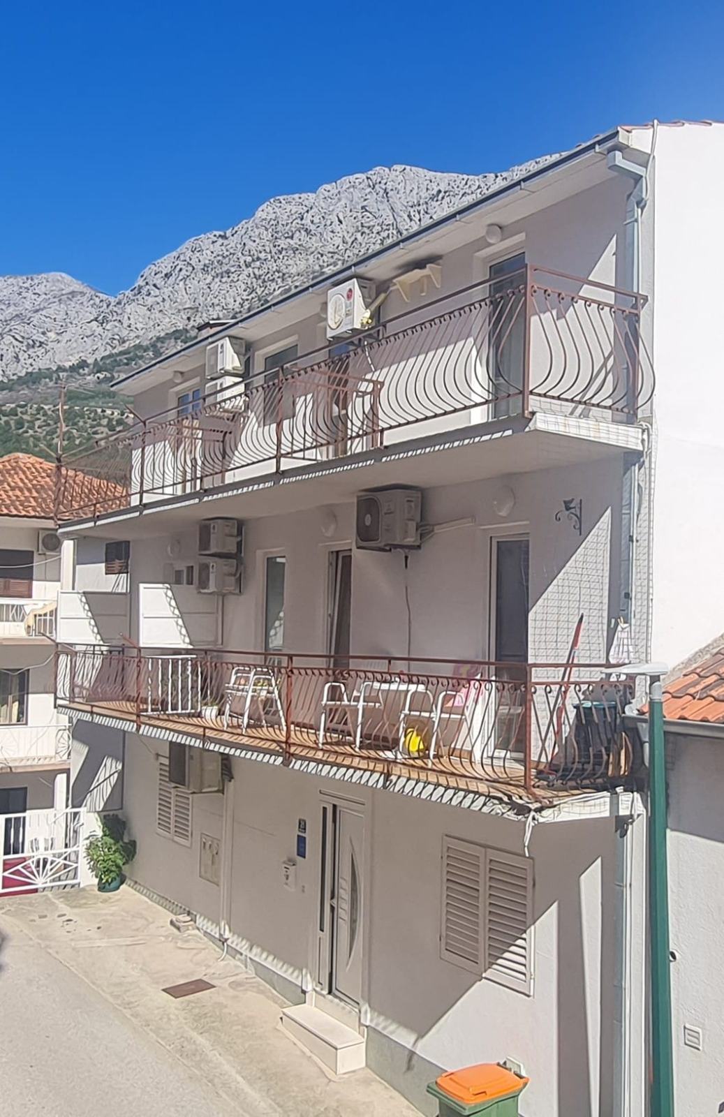 Venecijanska metalna ograda 60m (5x12m) – očuvana, povoljno!