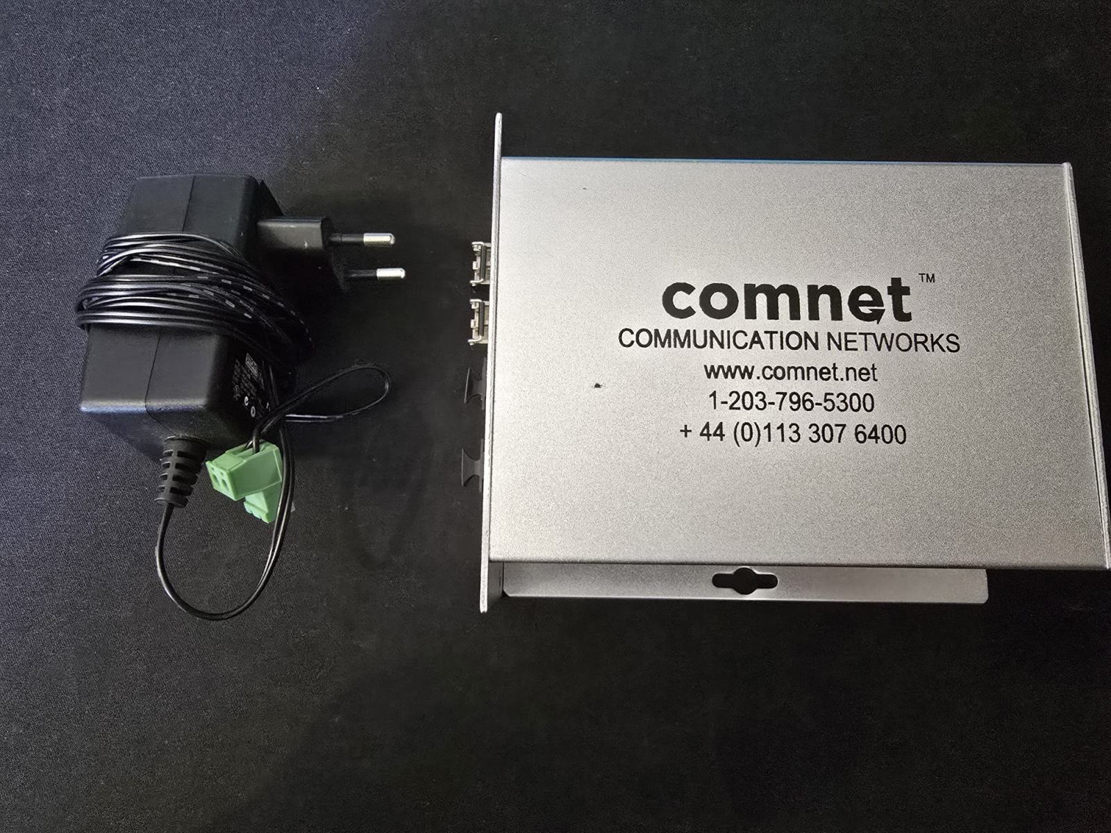Comnet CNFE8FX4TX4US 8-Port 10/100 Mbps Unmanaged Switch (4TX, 4FX)
